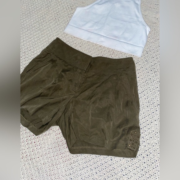 Cache | Shorts | Cache Army Green Flowy Shorts With Gold Sequin Size ...